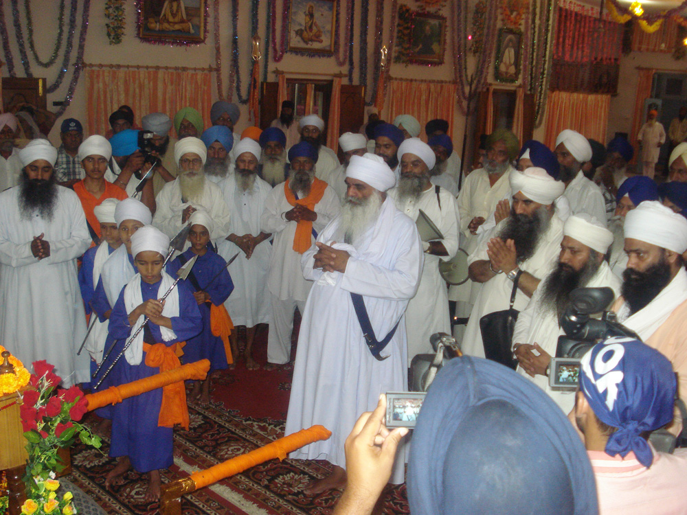 Sant Baba Mann Singh Ji Pehowa Wale, Welcome to the world of Guru Nanak ...